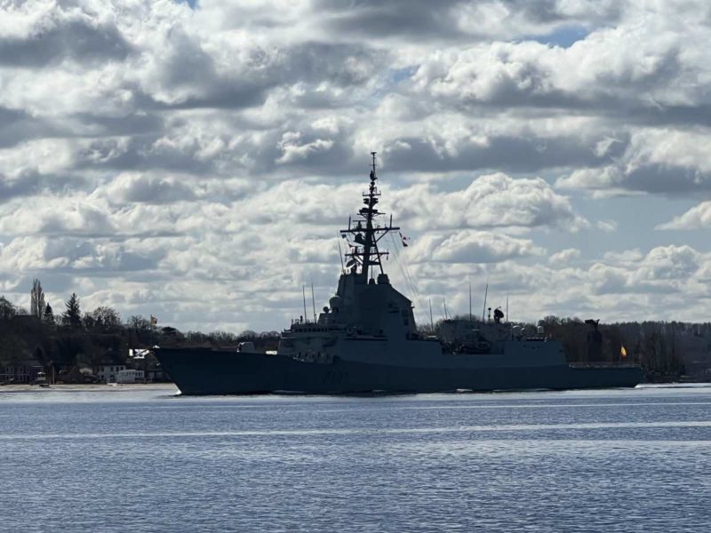 Frigate Alvaro de Bazan F 101 leaves the naval base in Kiel towards the ...