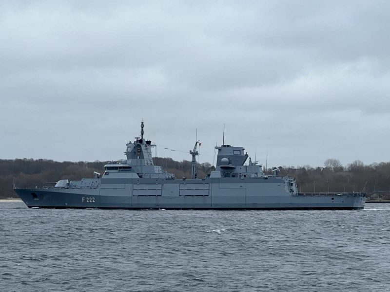 Fregatte F 222 Baden-Württemberg in der Kieler Förde | ShipspottingMag.com