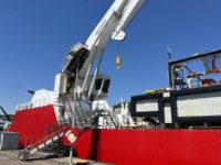 Geosea offshore supply at the naval base in Kiel | ShipspottingMag.com